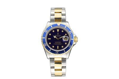 Buy a Rolex - Ref. 16613 – steel and gold Submariner retailed by ...